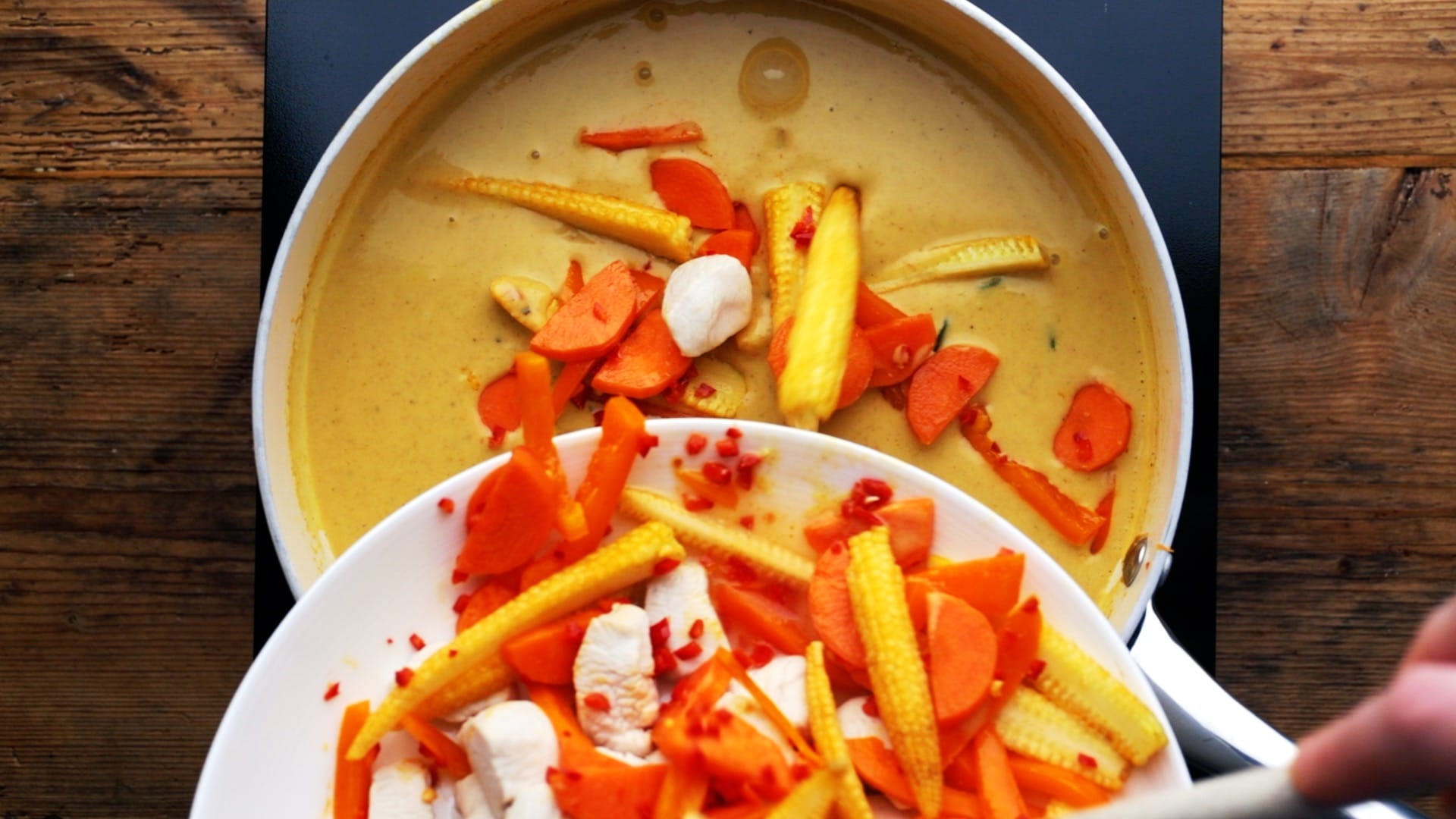 Chicken Panang Curry (+ Video and Step by Step Guide) - ProperFoodie